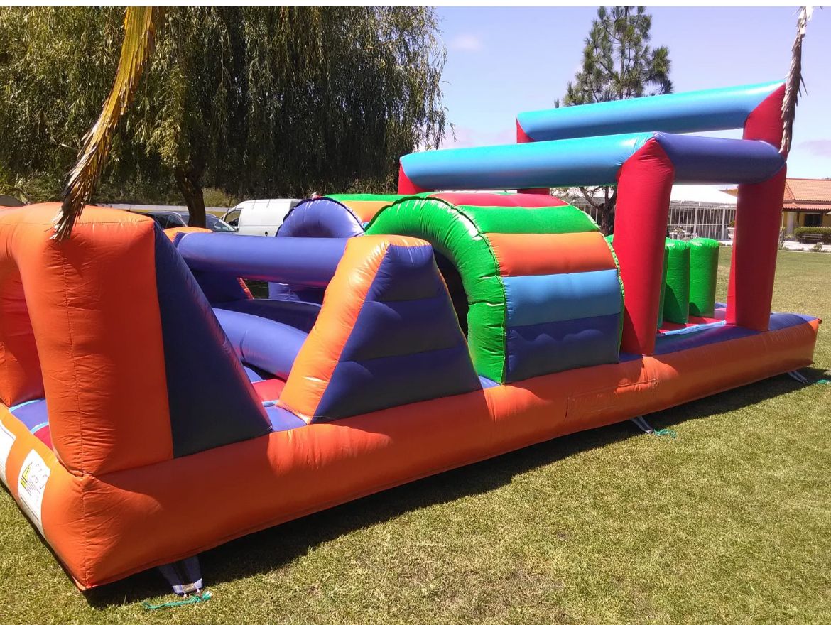 Pack Insuflável - Deluxe Eventos - Audiovisuais & Animação